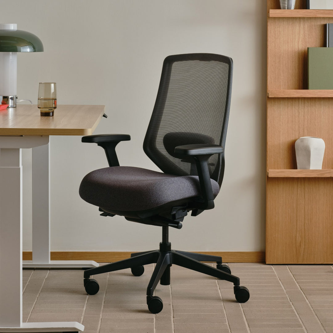 Ergonomic Chair Pro | Branch