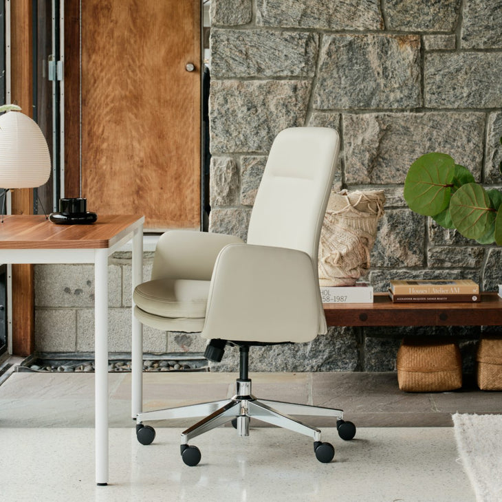 Explore | Ergonomic Chair Pro